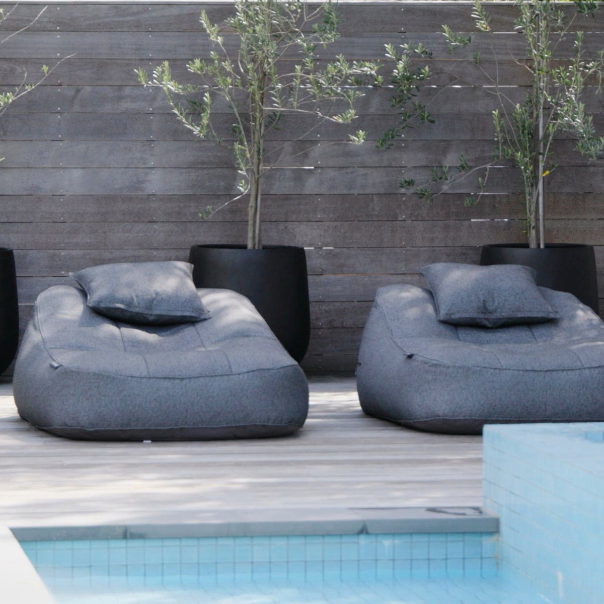 Outdoor Bean Bags | Garden Bean Bags | Premium Outdoor Lounger ...